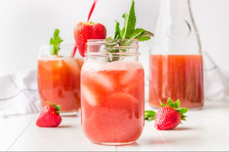 Strawberry Mint Iced Tea - Adventures of a Nurse