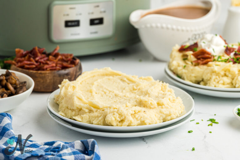 Slow Cooker Mashed Potatoes - Adventures of a Nurse